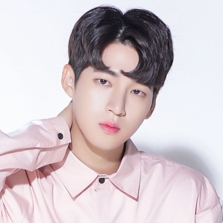 김리현 아티스트 - 더블케이엔터테인먼트